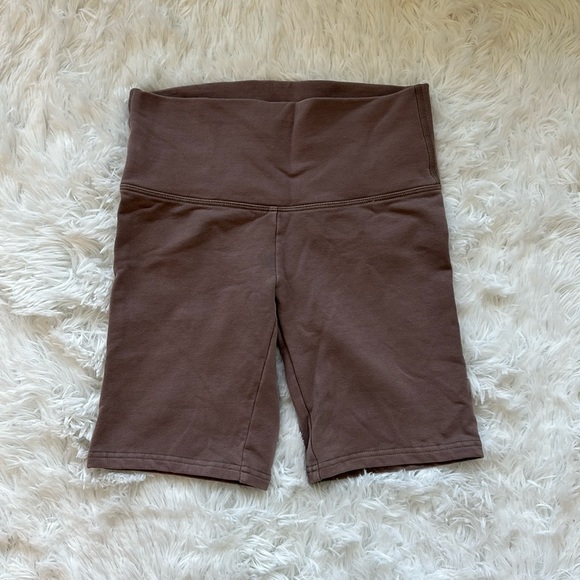 Talula | Shorts | Purpletaupe Aritzia Talula Bike Shorts | Poshmark
